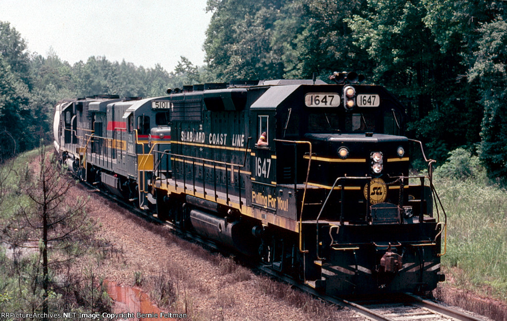 Seaboard Coast Line GP40-2 #1647 leading Birmingham bound #380